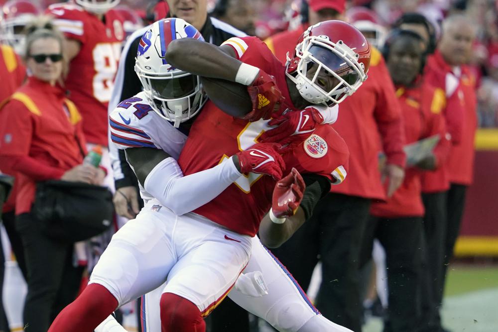 AFC East: Bills edge Chiefs; Jets stun Packers, Miami falls | News ...